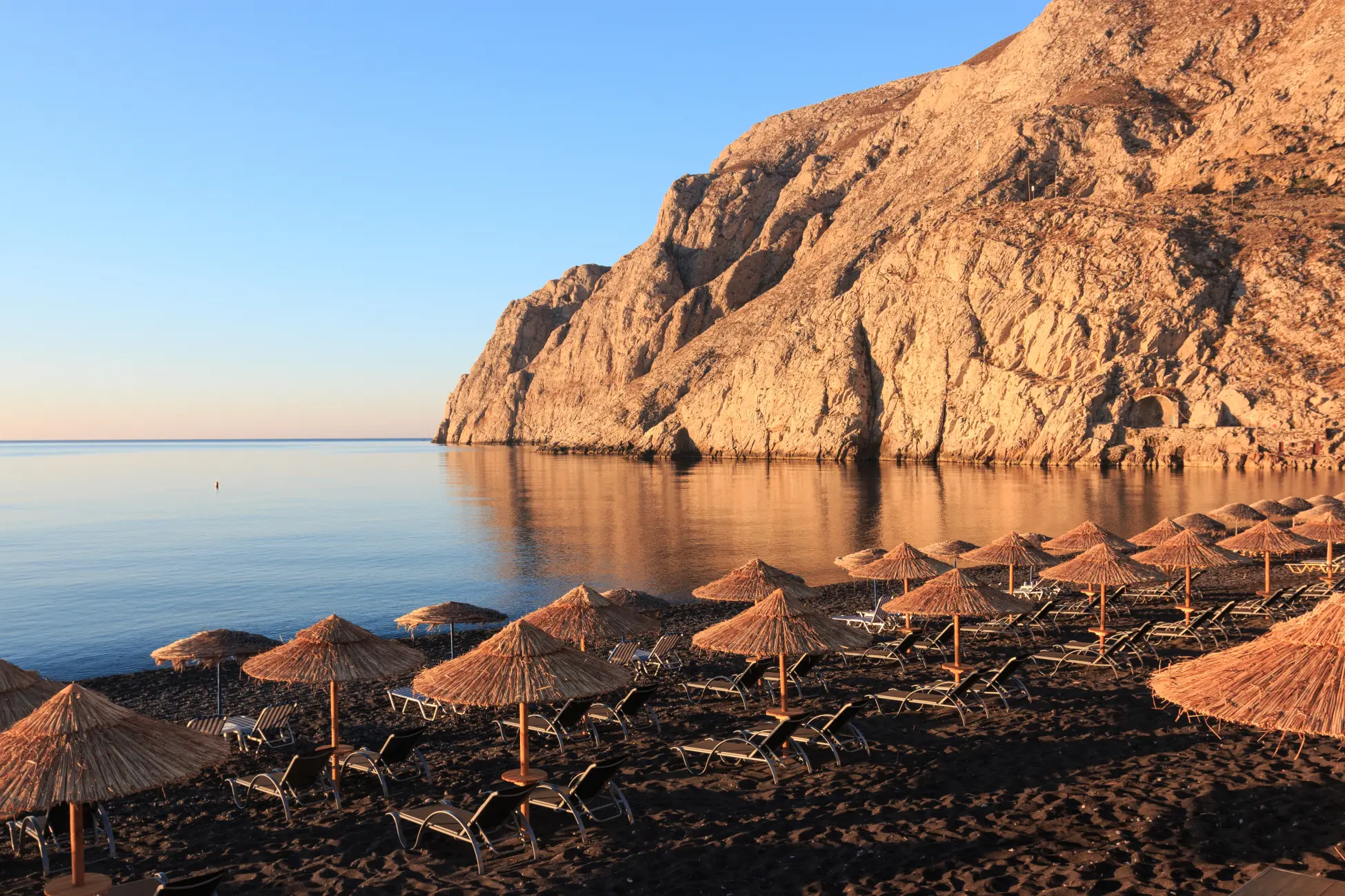 Kamari Beach Santorini Car Hire - Santorini Kamari Car Rental